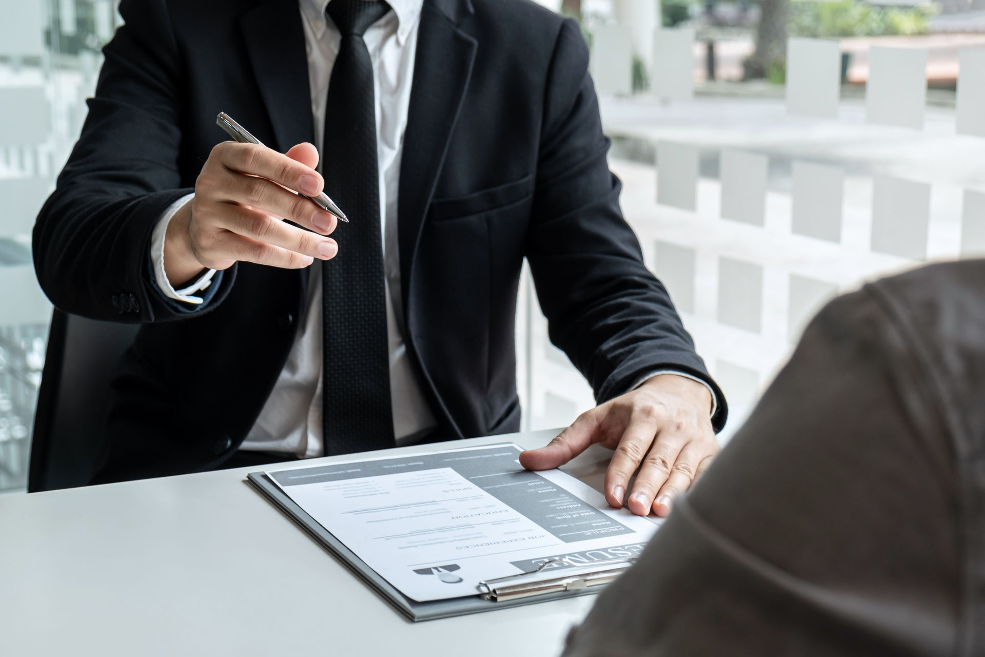 How to Find the Right Recruiter for Your Hiring Needs | Hey Recruiter